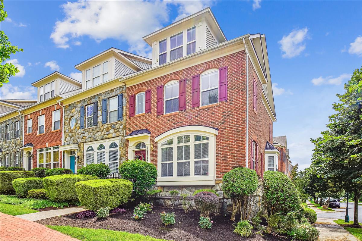 TruPlace - 12962 Clarksburg Square Road, Clarksburg, MD 20871 US